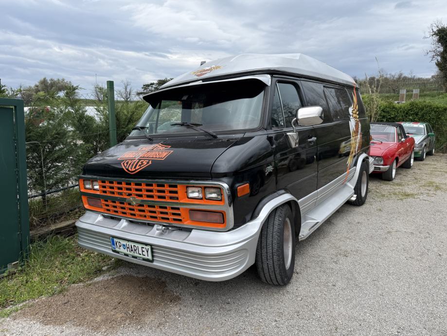 Chevrolet Starcraft