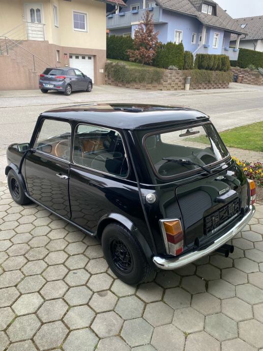 Classic MINI Cooper 1000 Leyland