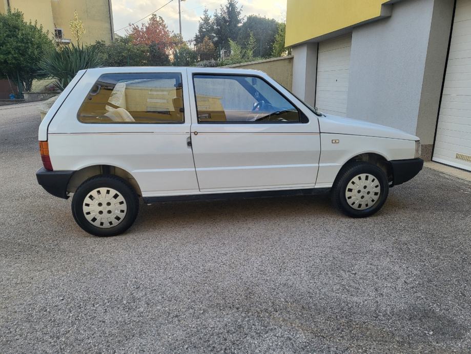 fiat uno cs