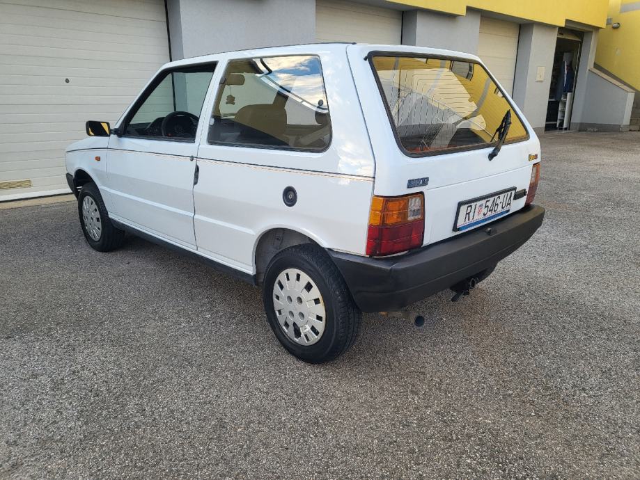 fiat uno cs