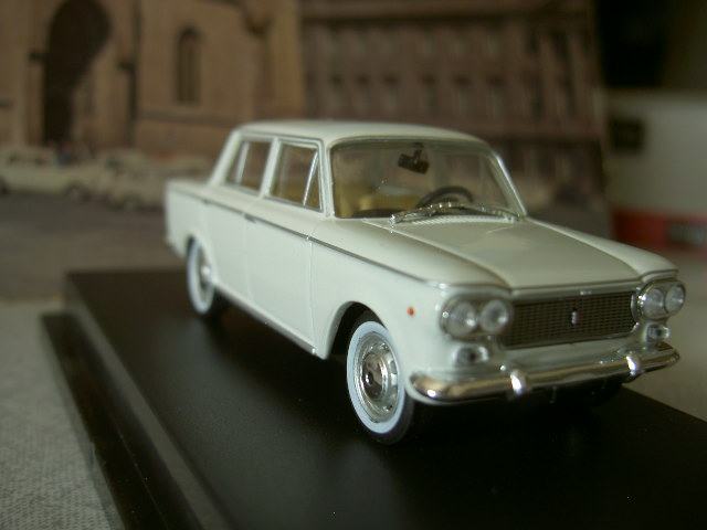 FIAT ZASTAVA 1300 1500 1961. 1/43 MODEL TRISTAC TRILE