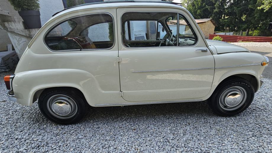 FIĆO 750 FIAT 1966g ,sve novo na autu ovijes, kocnice,ovijes,Paljenje