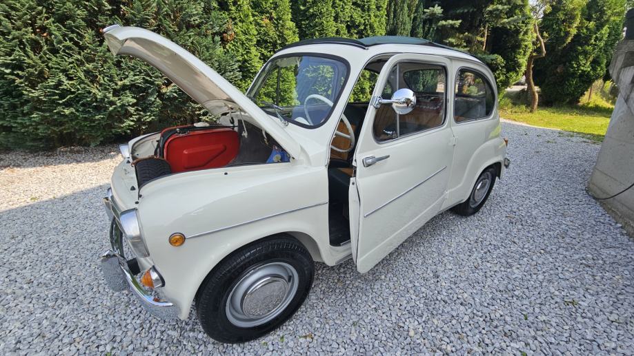 FIĆO 750 FIAT 1966g ,sve novo na autu ovijes, kocnice,ovijes,Paljenje