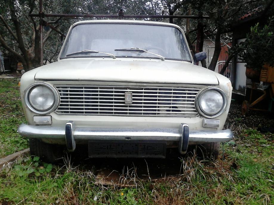 Lada 1200