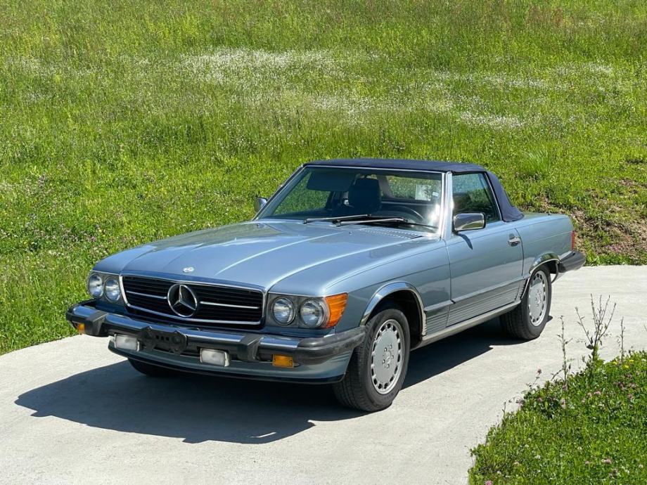 Mercedes-Benz 560SL R107