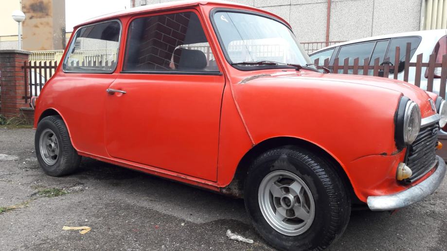 Mini Morris 1976 komplet za restauraciju...hitno
