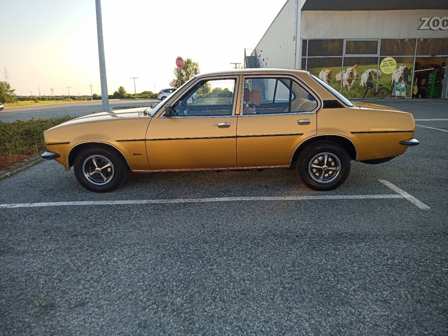 Opel Ascona B Berlina 78 go.1.9