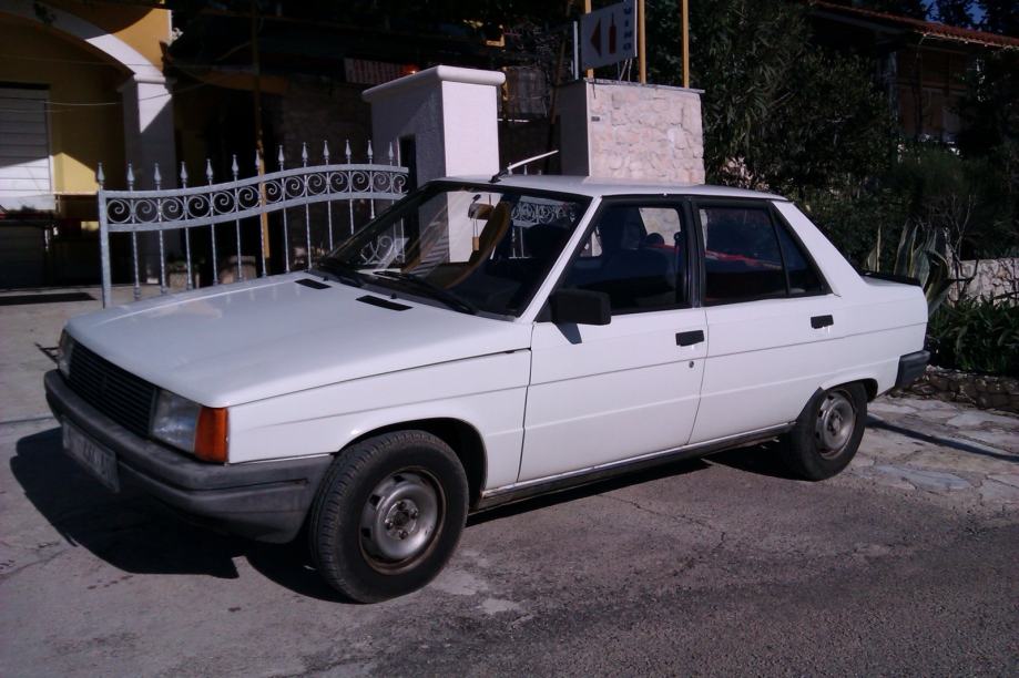 RENAULT 9 TL