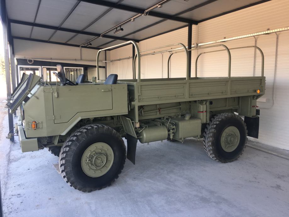 TAM 110 VOJNI KAMION