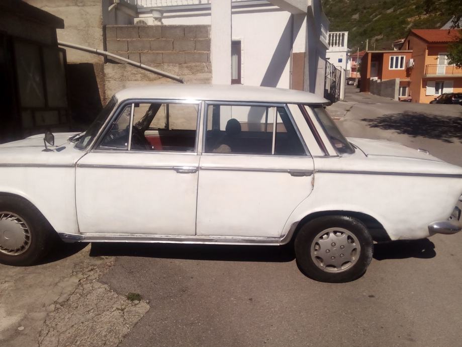 ODLIČNA PRILIKA - Dva Tristač Zastava 1300- 1971 god. Senj