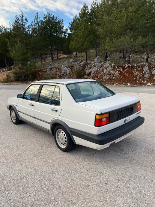 Vw jetta mk2 1.8 66kw automatic OLDTIMER