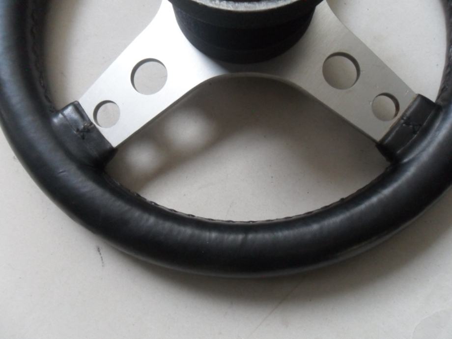 Sportski volan Fiat promjera 30 cm