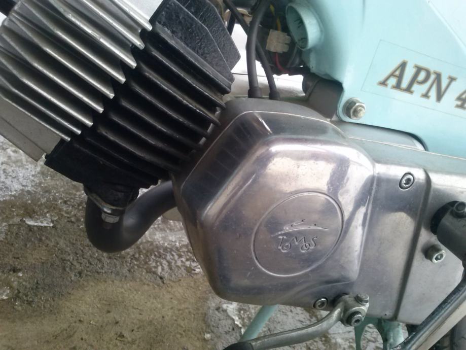 Tomos T-15 SL mašina