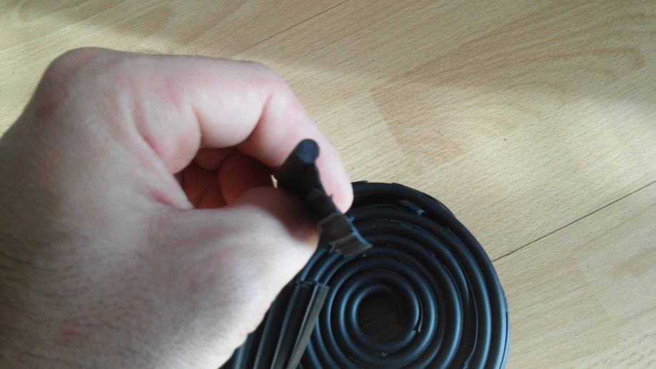 VW BUBA GUMA (KEDER) BLATOBRANA