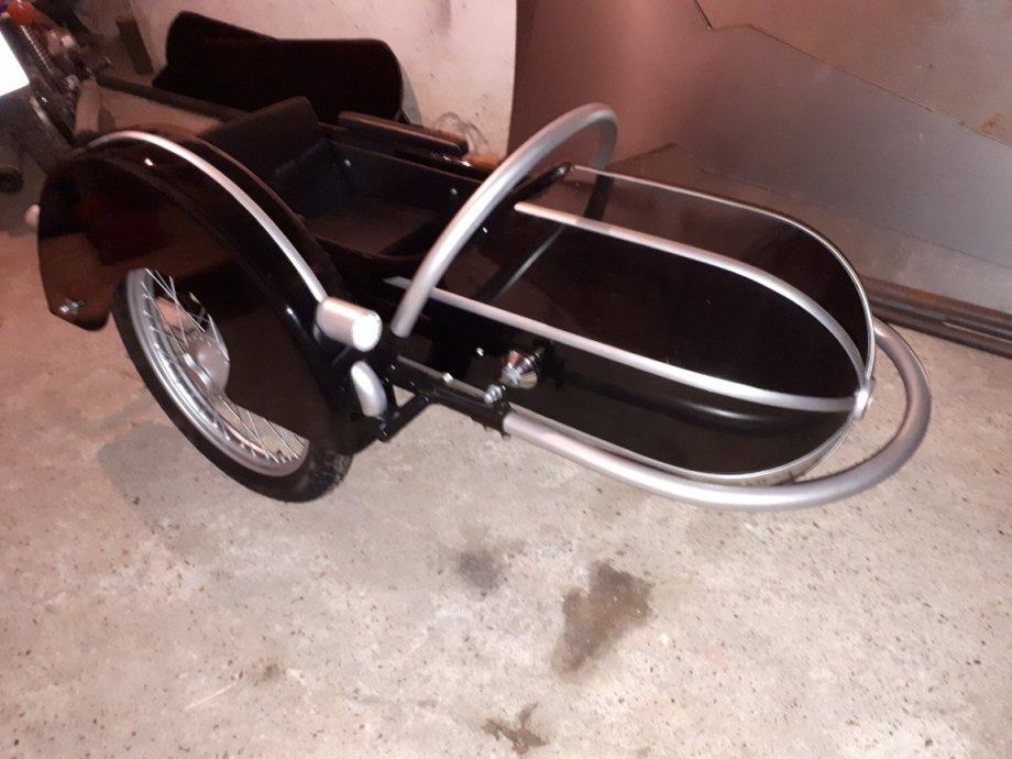 Bočna prikolica Steib S350