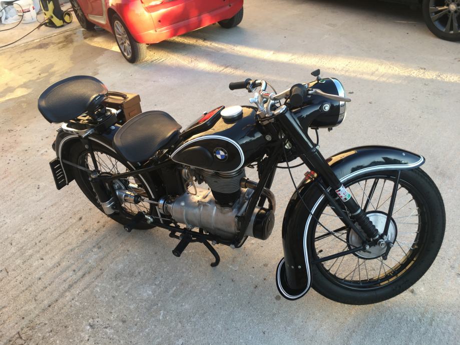 SNIŽENO !!!!! Prodajem BMW R25/0 1951 godiste top stanje