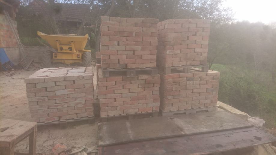 Puna cigla,mala cigla,cigla za pečenjare