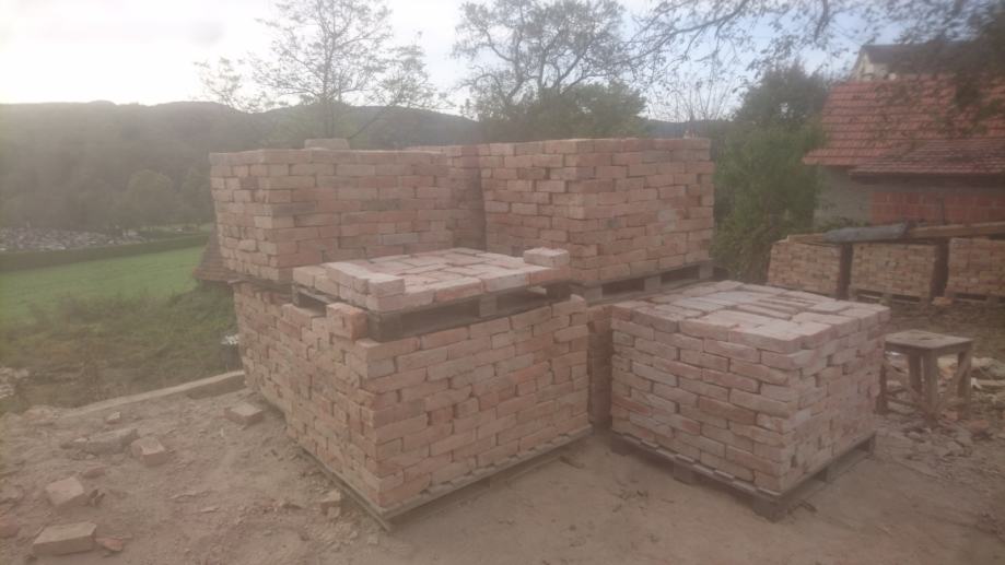 Puna cigla,mala cigla,cigla za pečenjare