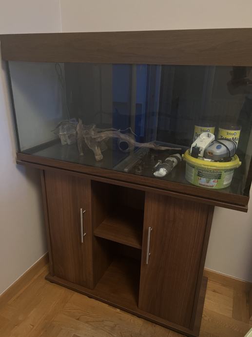 Akvarij 200 l sa vanjskim filterom i ostalom opremom