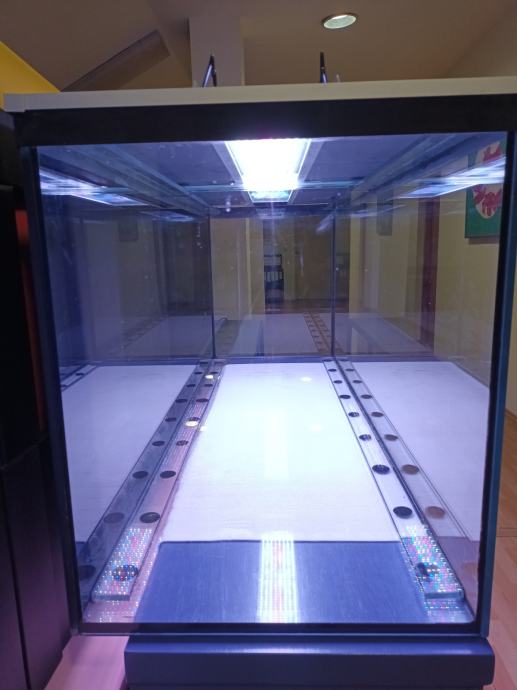 Akvarij 450L sa full opremom