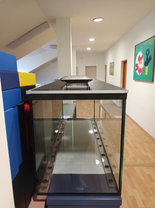 Akvarij 450L sa full opremom