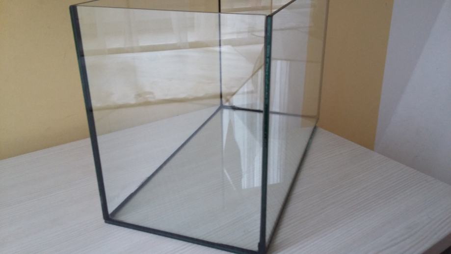 Akvarij za ribe 40x20x25
