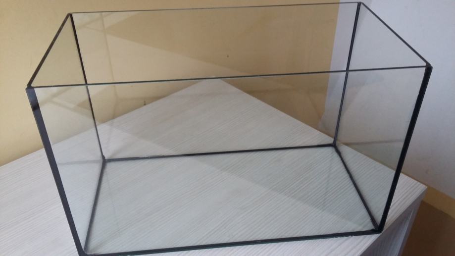 Akvarij za ribe 40x20x25
