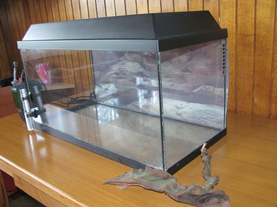 Akvarij za ribice 60x30x30