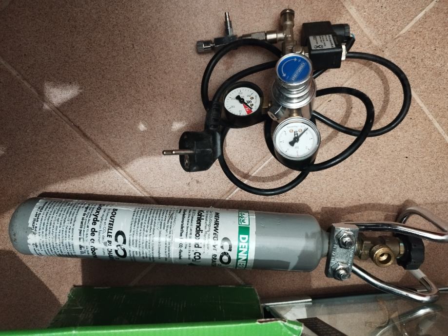 co2 sa regulatorom