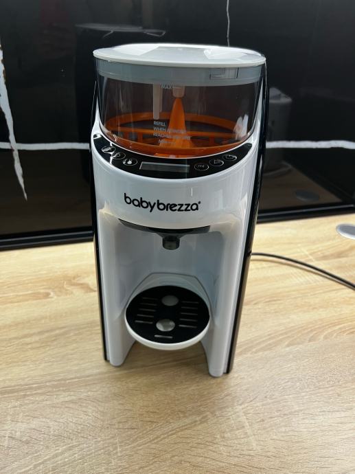 Baby Brezza Pro Advanced formula