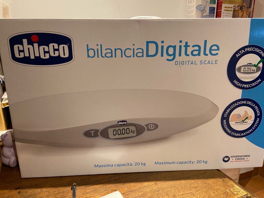 Chicco digitalna vaga za bebe - nova korištena 2-3 puta
