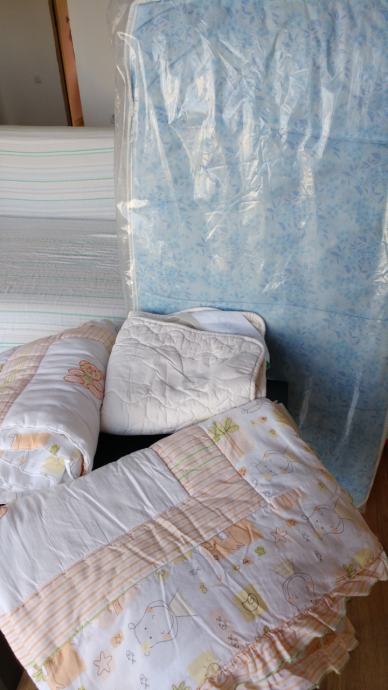 Madrac,štep deka,poplon i ogradica za krevetić