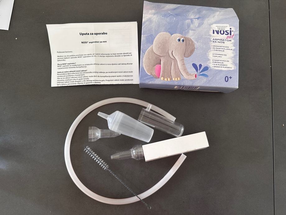 Nosi aspirator za nos za bebe