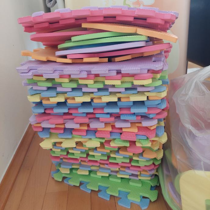 Podne puzzle slova, brojevi