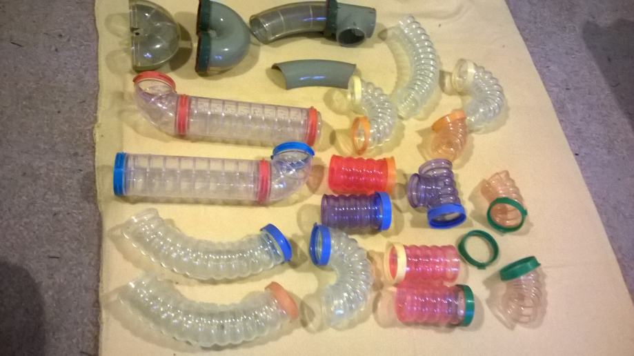 Plastične cijevi / tuneli za provlačenje hrčka , miša , štakora