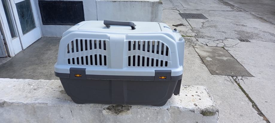 Veliki transporter za mace