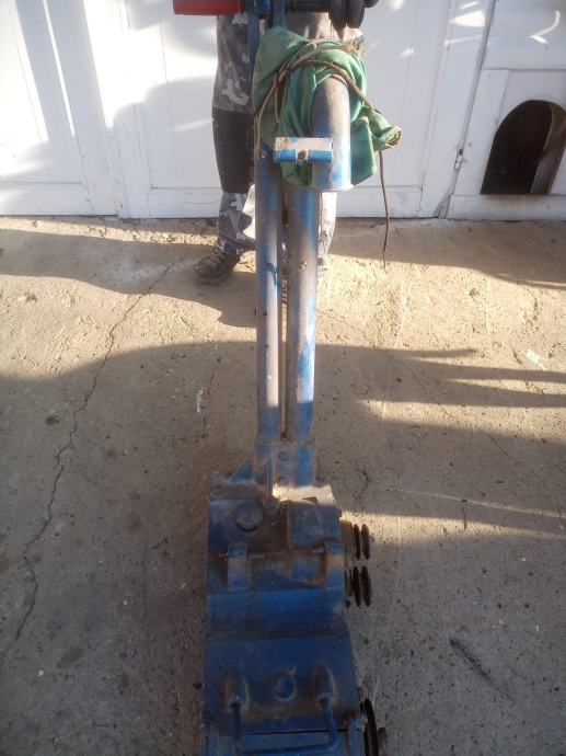 Mašina za parket bez motora