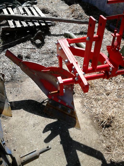 Jednobrazni plug 16 cola