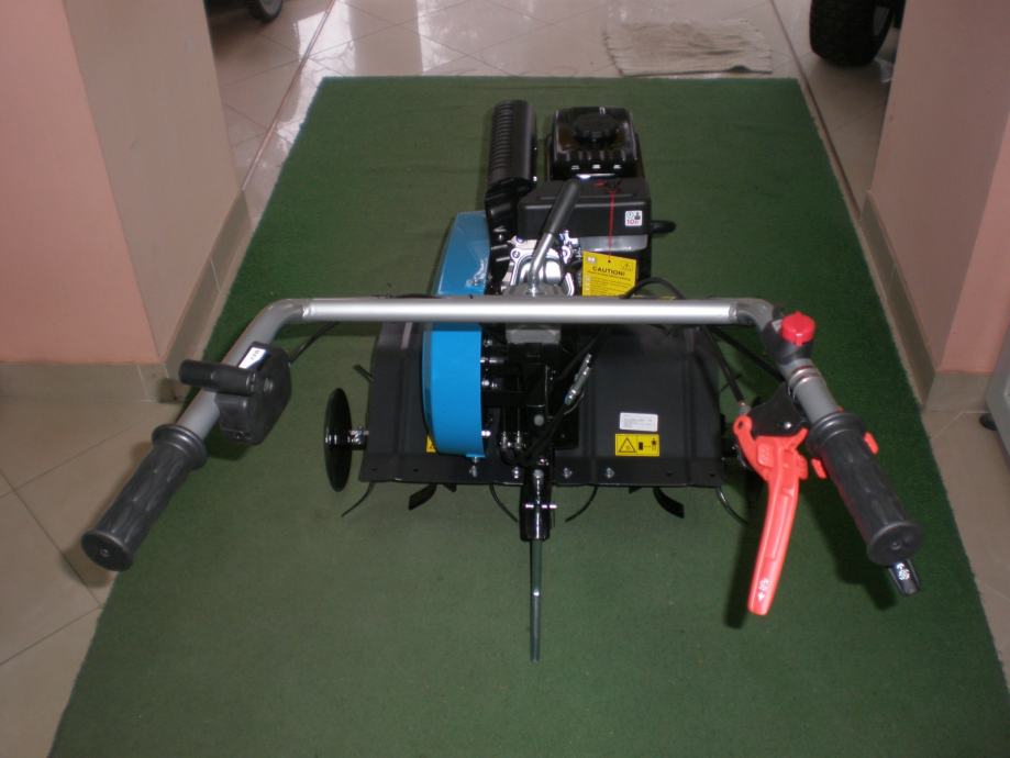 MOTOKULTIVATOR BERTOLINI BT 195