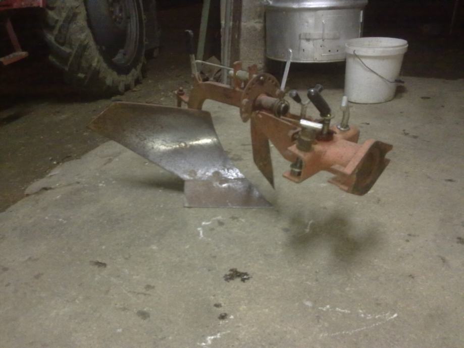 Original Plug za Goldoni/ Labinprogres(motokultivator)- malo korišten