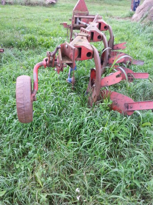 PLUG 3 BRAZDE 16 RAVNJAK AUSTRIJSKI