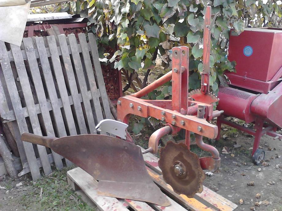 Plug IMT 752 16 Jednobrazni