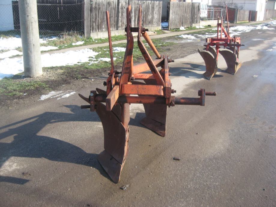 PLUG LEOPARD 12 COLI PRODAJEM ILI MJENJAM