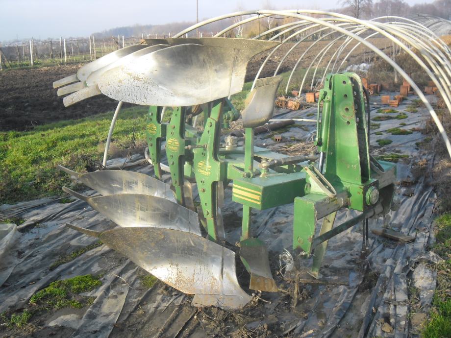 plug okretač EBERHARDT 14 tri brazde