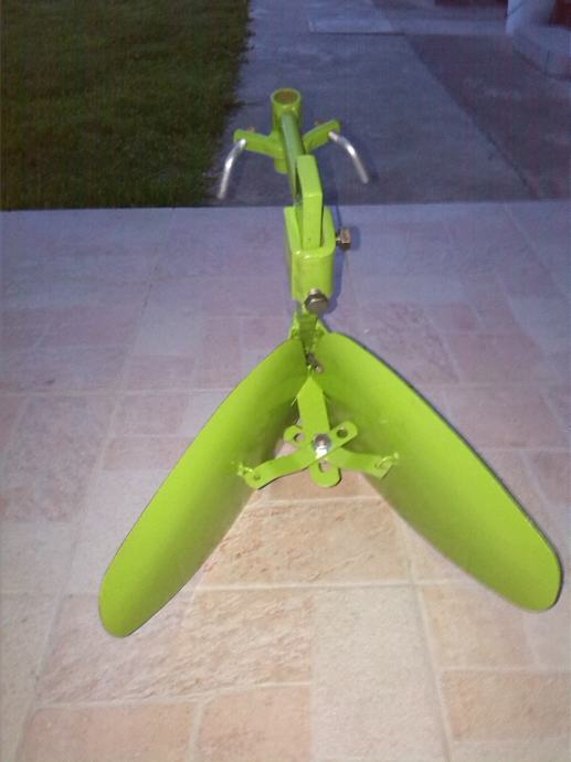 PLUG ZA RETKE-OGRTAČ IMT 506