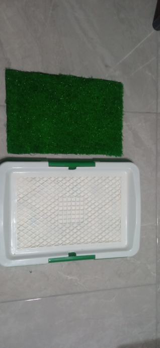 Potty patch/ wc podloga za pse i mačke za obavljanje nužde