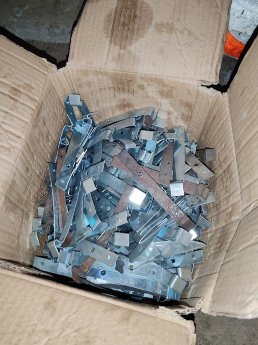 Federi / opruge za duhanske rame