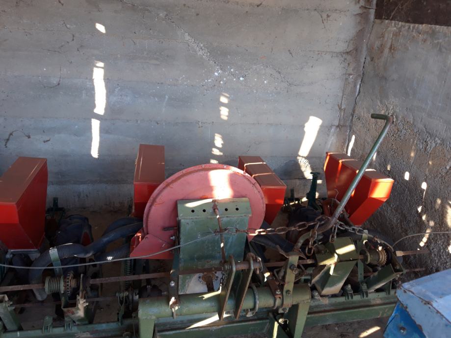 olt PSK 4 redna sijačica