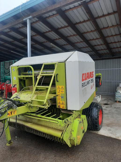 Rolo balirka Claas Rollant 255 roto cut