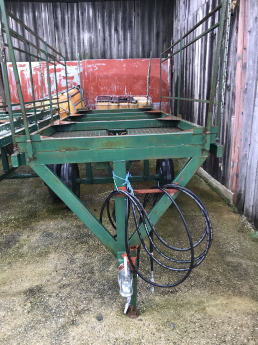 prikolica za berbu na visini